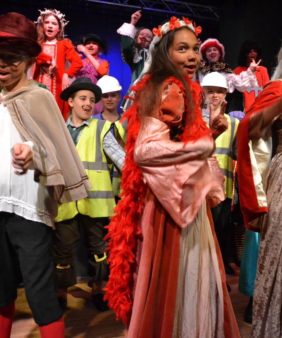 Year 6 Play 'Shakespeare Rocks' - Pinewood School